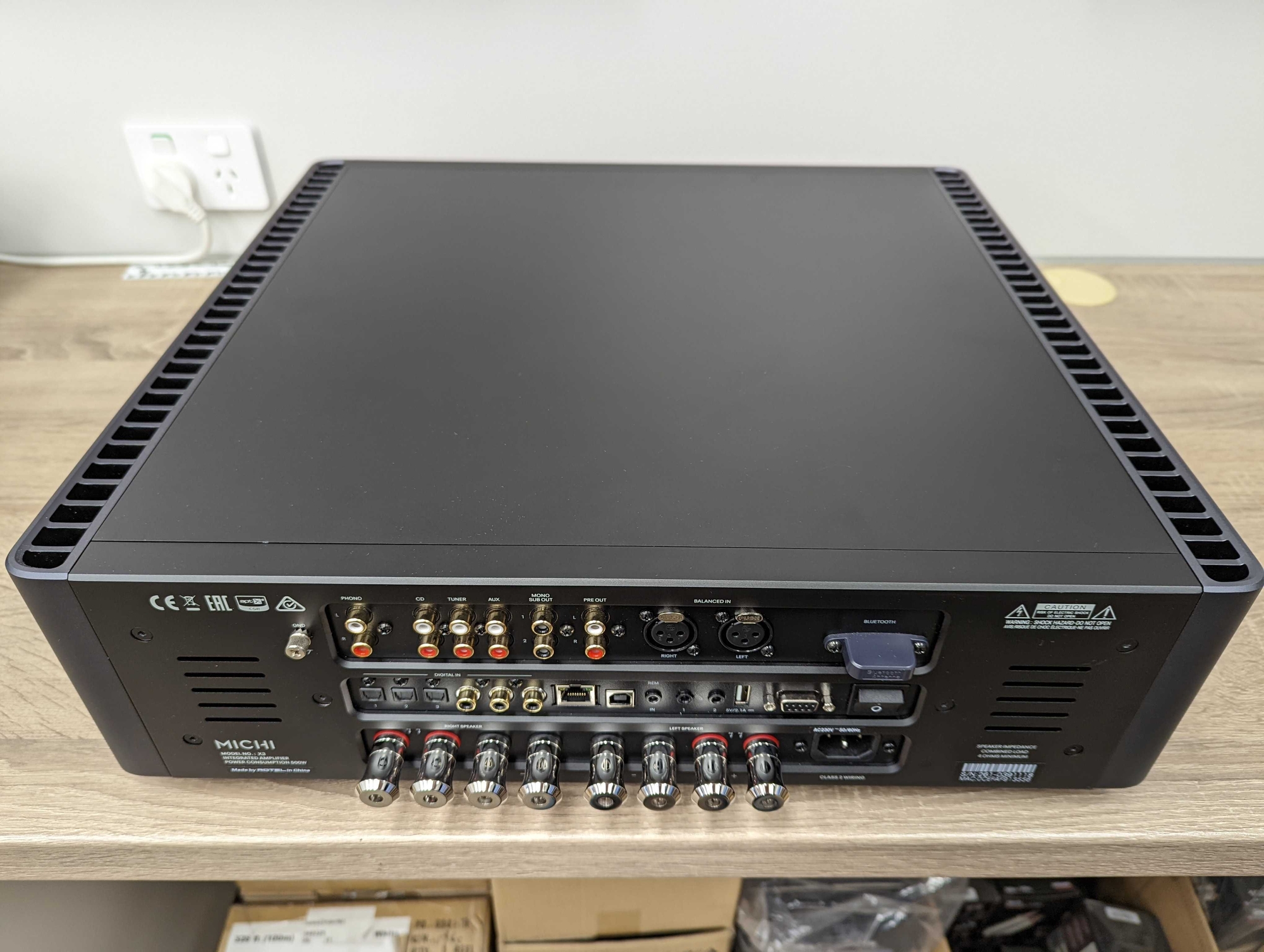 Michi X3 Stereo Integrated Amplifier - Commercial Classifieds - StereoNET