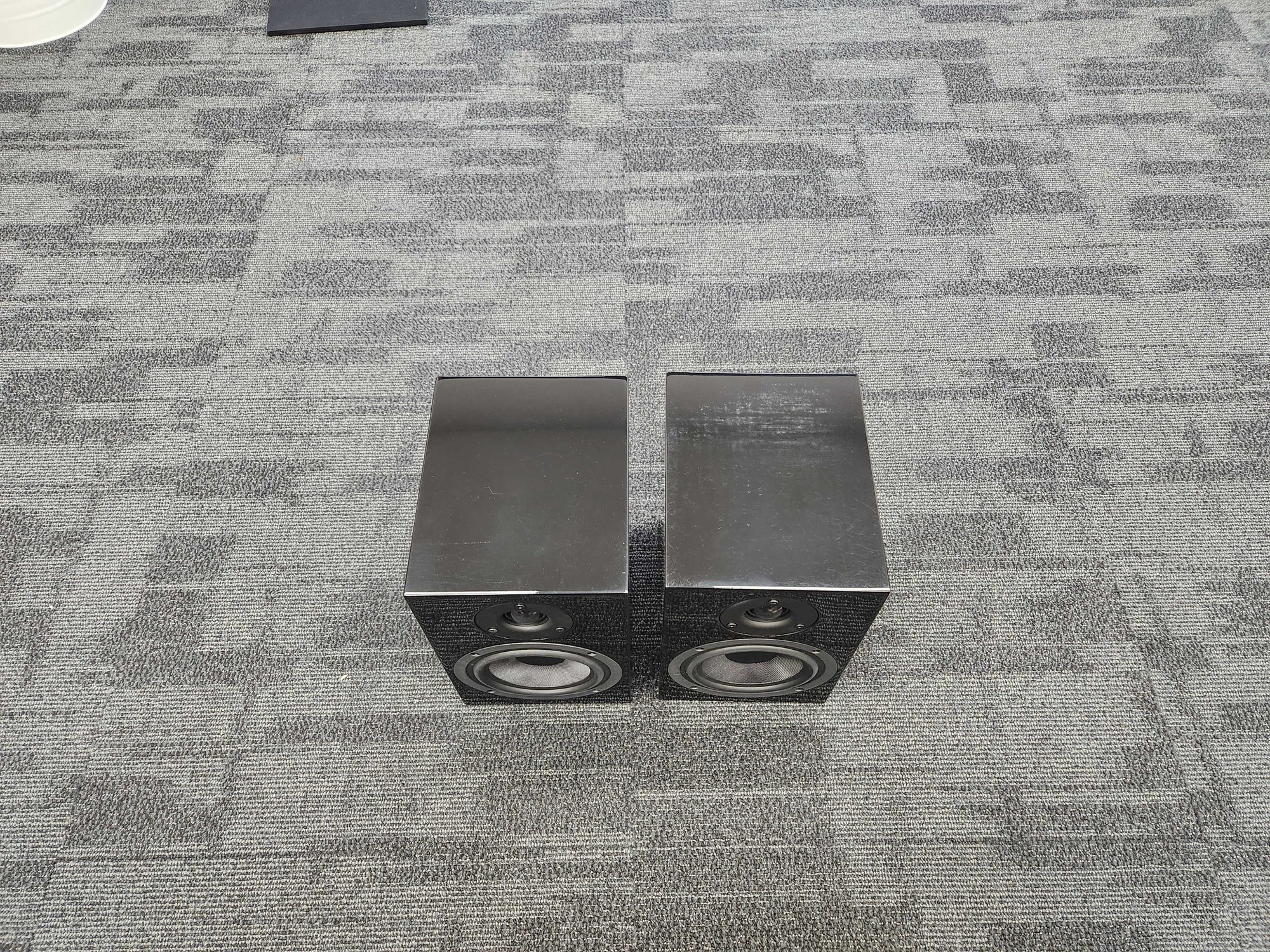 Pro-Ject Speaker Box 5 Bookshelf Speakers Piano Black - Commercial ...