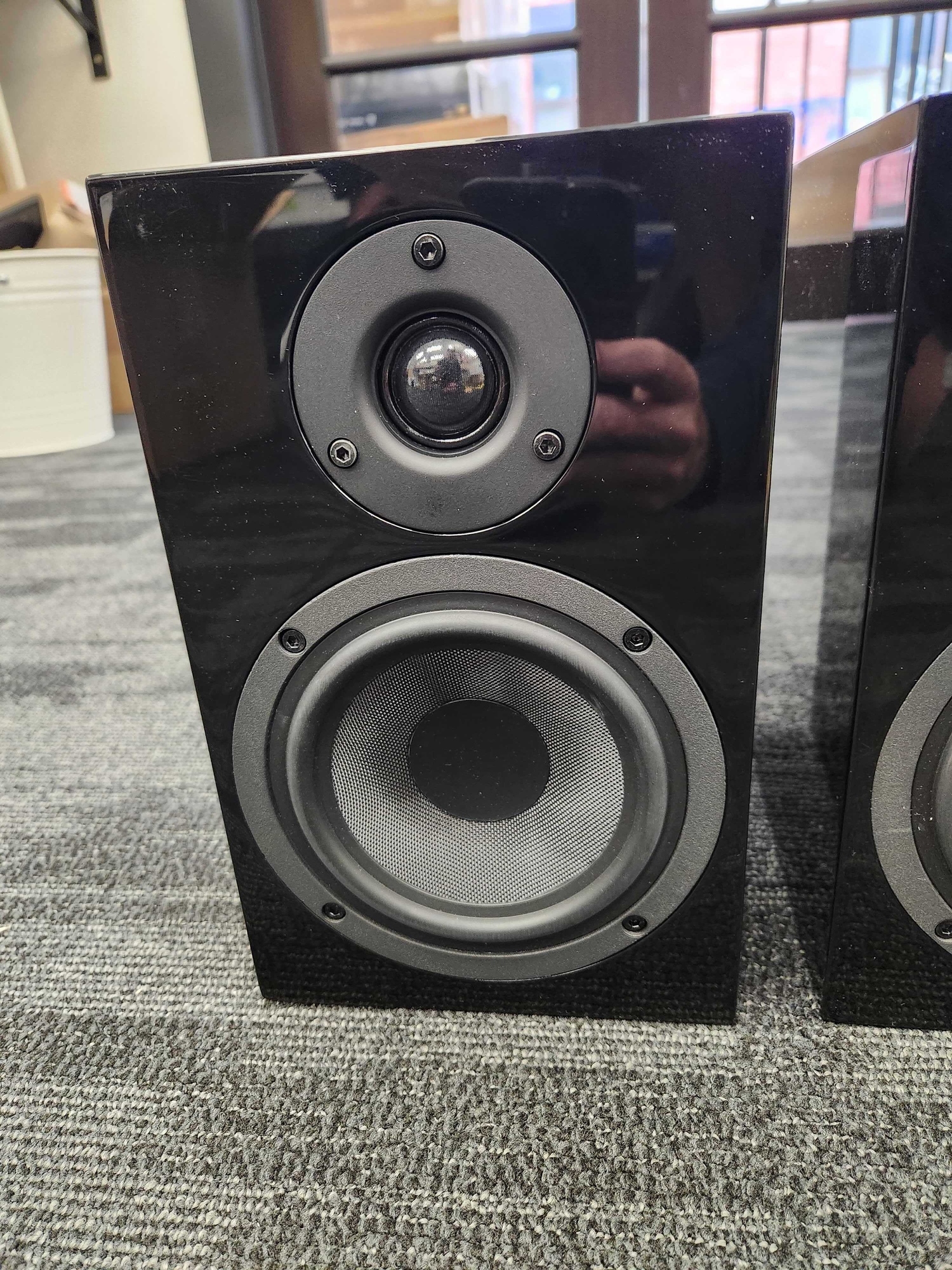 Pro-Ject Speaker Box 5 Bookshelf Speakers Piano Black - Commercial ...